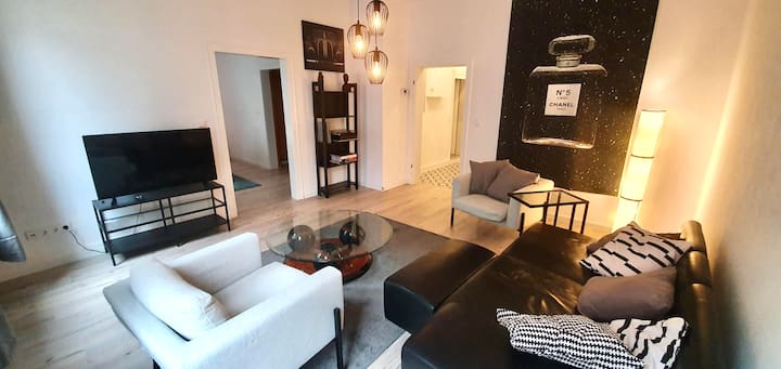 Charmantes City Apartment Im Herzen Von Stuttgart - Stuttgart