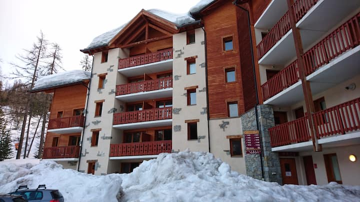 Appartement Albane Sur Les Pistes Avec Piscine - Ceillac