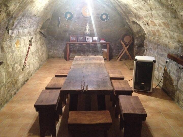 Vive Una Experiencia Inolvidable En Esta Tu Casa - Úbeda