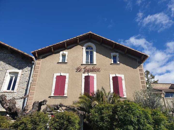 Le Jujubier -Proche Centre Ville , Climatisé - Nyons