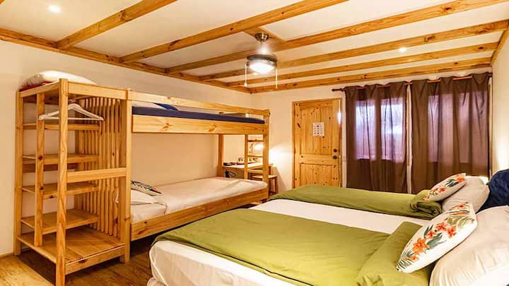 Superior Room W/ Breakfast Included - San José