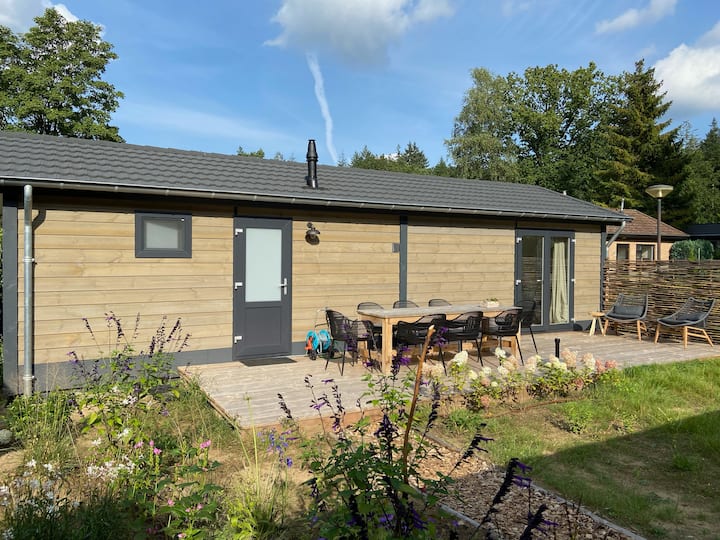 Sfeervol Vakantiehuisje Aan De Rand Van Het Bos - Netherlands