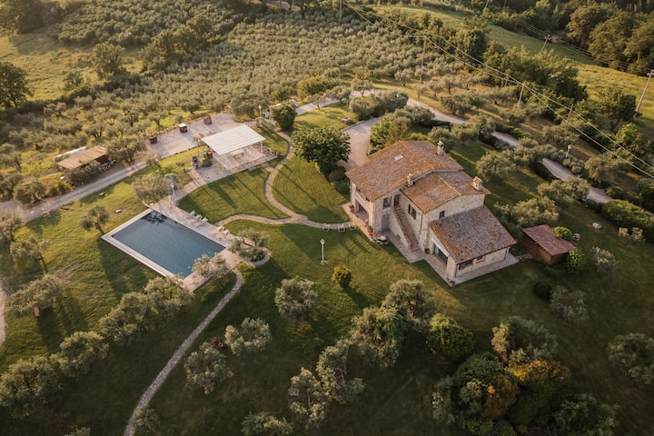 Villa Moraiolo- Exclusive Spa - Умбрия