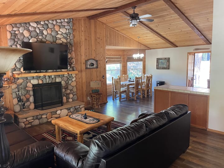 Mountain Escape In Beautiful Fox Farm - シュガーローフ, CA