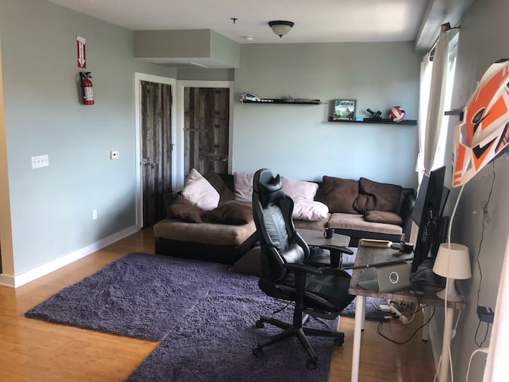 Entire Unit 1 Bd/1ba (Close To Light Rail) - Hoboken, NJ