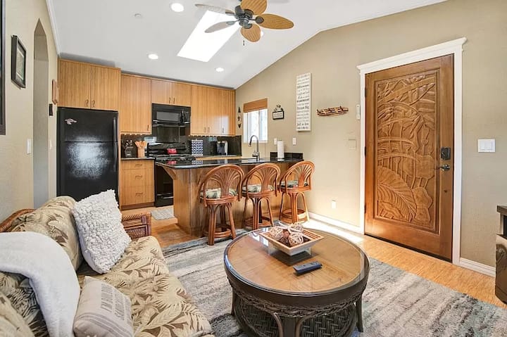 Charming Santa Cruz Bungalow Near Beach & Redwoods - Scotts Valley, CA