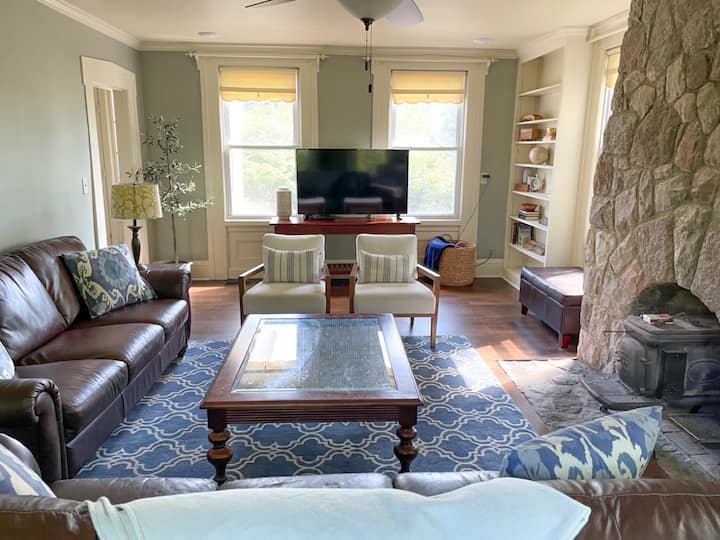 Completely Remodeled Historic Home In Ann Arbor - Ann Arbor, MI