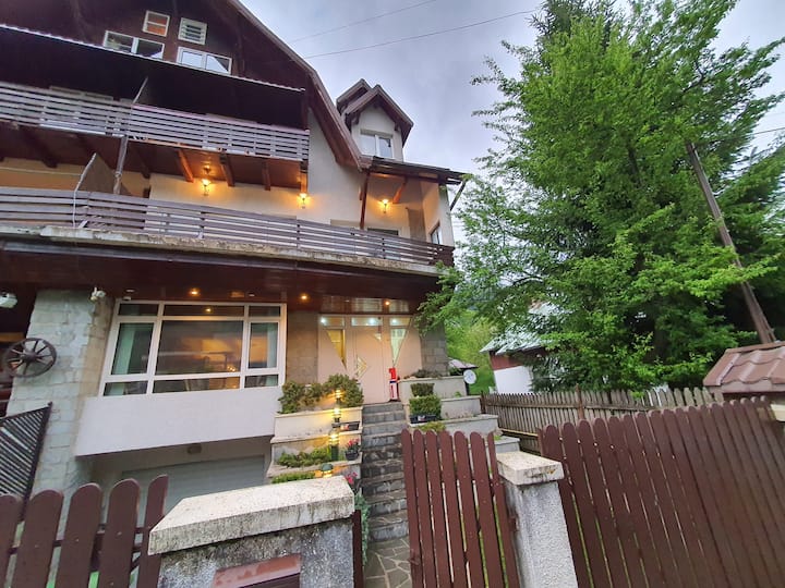 Casa Rustic Azuga - Predeal