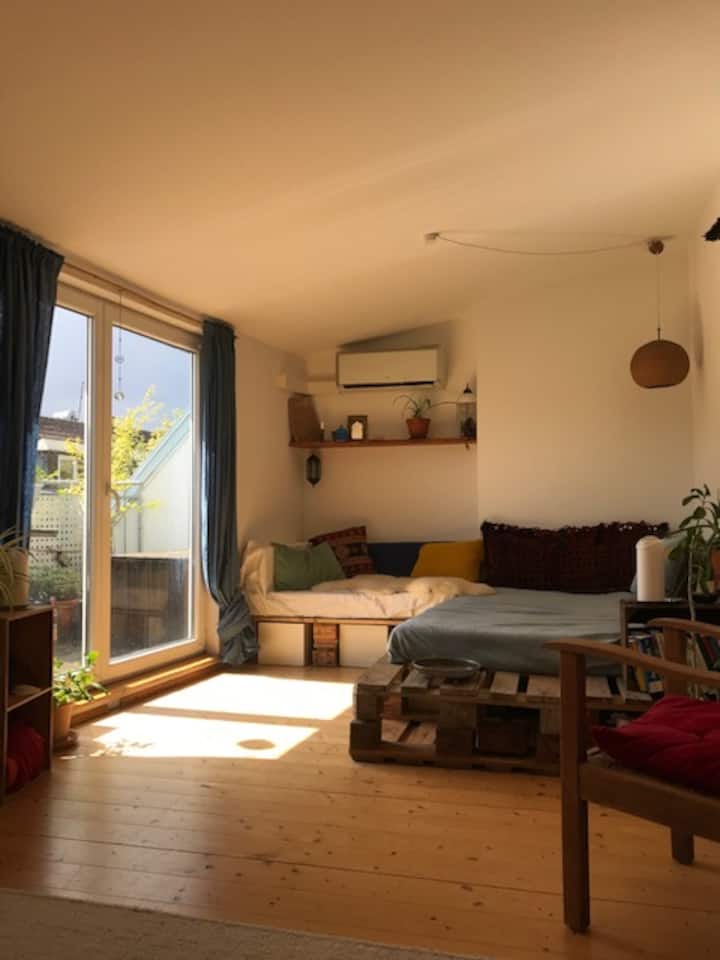 Sonnige Dachgeschosswohnung Im Reiherstiegviertel - Hamburgo