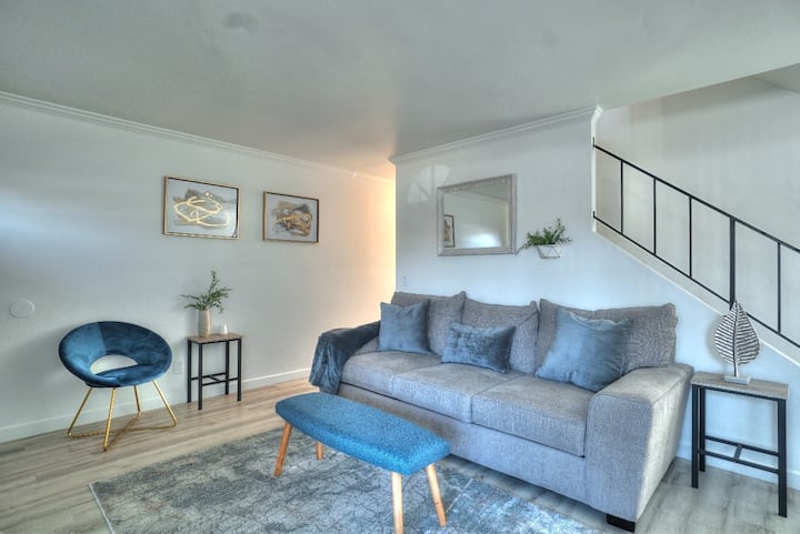 *Upgraded 3 Bedroom W/ Fireplace, A/c & Bbq - Chula Vista, CA