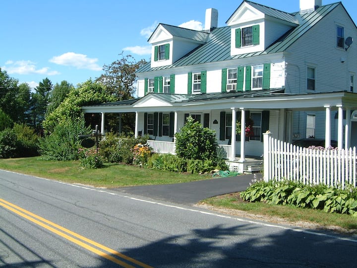 Charles Hewes Room- Shaker Hill B&b - 新罕布夏