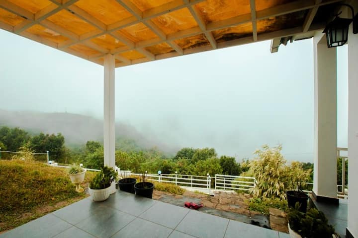 Private Hilltop Cottage In Vagamon | Scenic Views - Vagamon