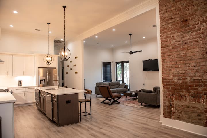 New Uptown House Blocks From St. Charles & Dwntown - 新奧爾良