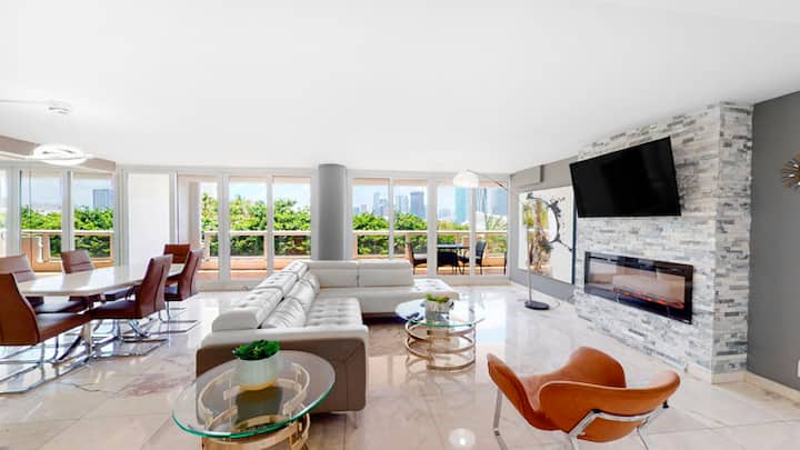 1154 - Executive Large 2 Bedroom Condo - Miami