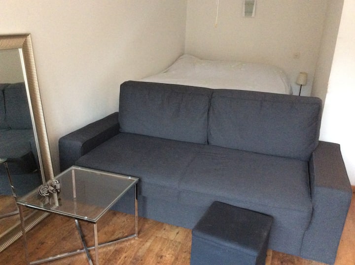 Etterbeek, Quartier Européen 
Studio Lumineux - Etterbeek