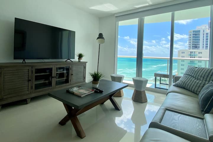 Beautiful Apartment Direct Ocean View -2 Bdr -15th - Hallandale Beach, FL