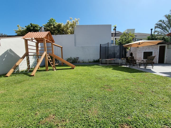 Casa Completa Em Floripa: Conforto Perto De Tudo! - Florianópolis