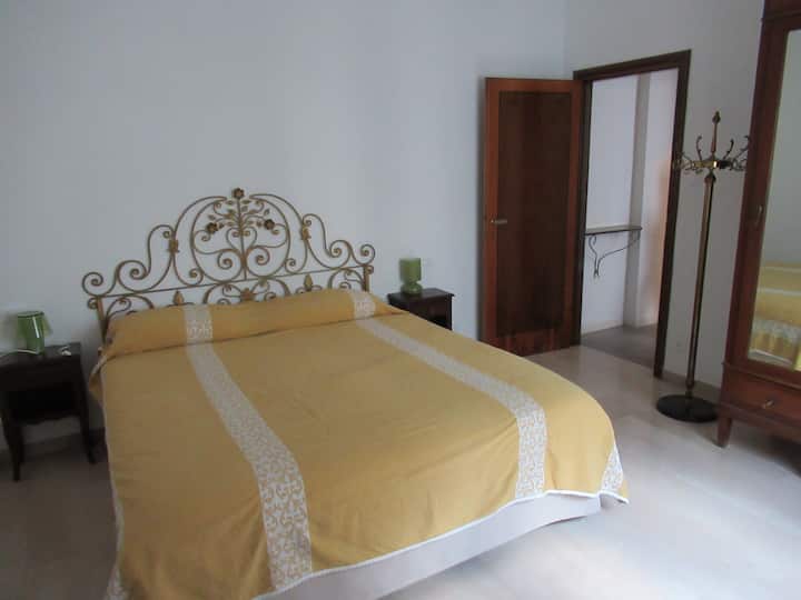 La Vita Comoda
Liveroom - Bologne