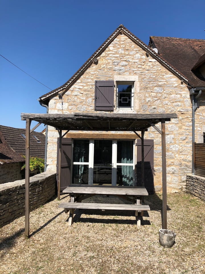 Maison En Pierre Dans Charmant Village - Cajarc