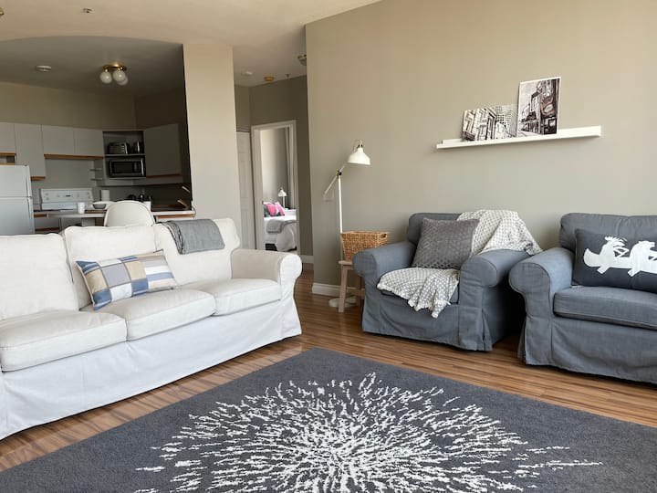 Solar Suite - With Spectacular City View - Regina