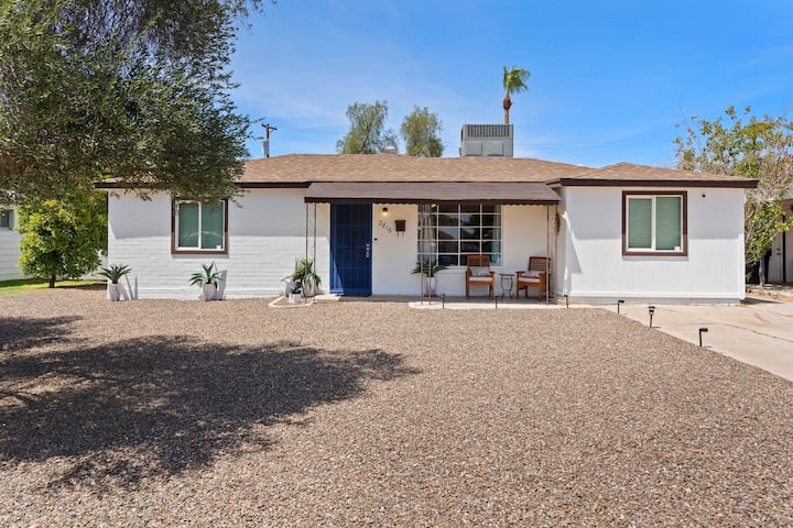 Cozy 3-bedroom Home With Brand New Pool! - Phoenix, AZ