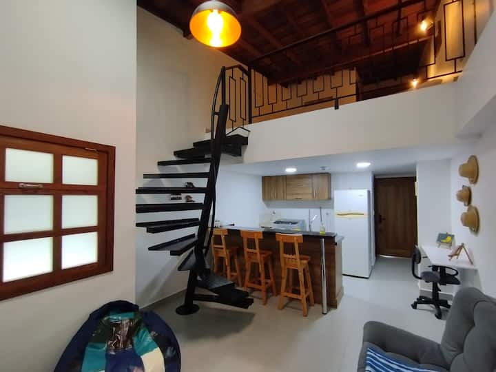 Hermoso Loft De Dos Niveles. Edificio El Trébol. - 哈爾丁