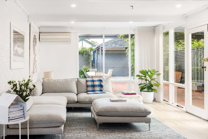 Adelaide Holiday Rentals & Homes - South Australia, Australia | Airbnb