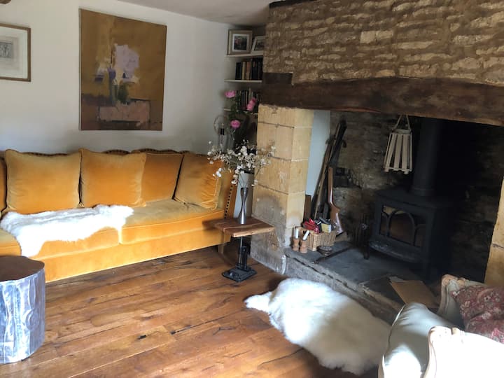 A Double Bedroom In A Charming Cotswold House - Bourton-on-the-Water