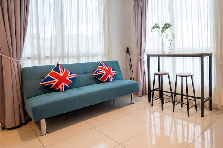 High Floor Seaview 2br 26 @Gurney Georgetown - Pulau Pinang