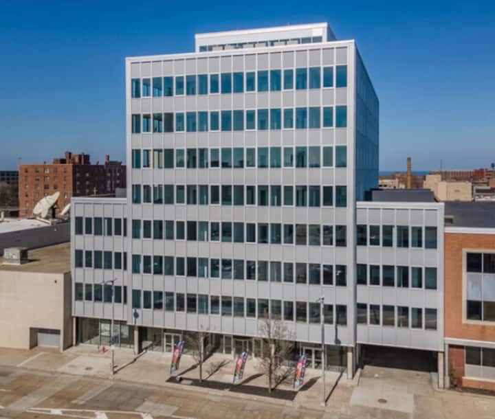 Lovely 1 Bed Rental Great Amenities Near Downtown - Cleveland, OH