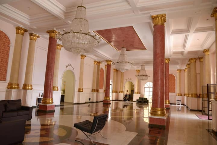 Apto De 02 Quartos No Alto Do Setor Bueno! - Goiânia