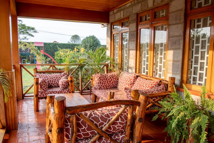 Un Bluezone Perimeter.
Standalone, Moss Compliant - Nairobi