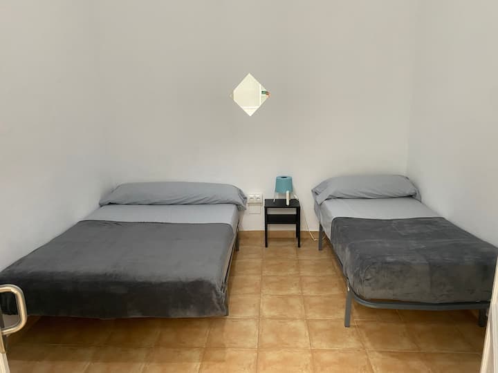 Habitación Privada Plaza De La Merced - Málaga