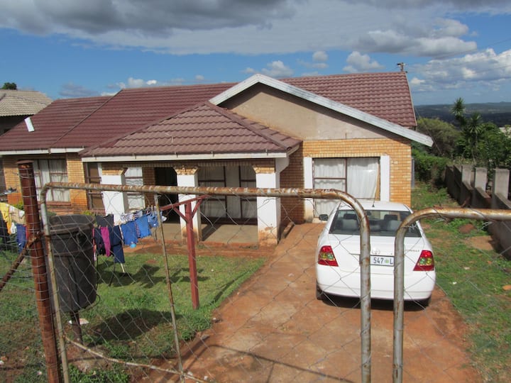 Ha-dzibs Backpackers Accomodation - Thohoyandou