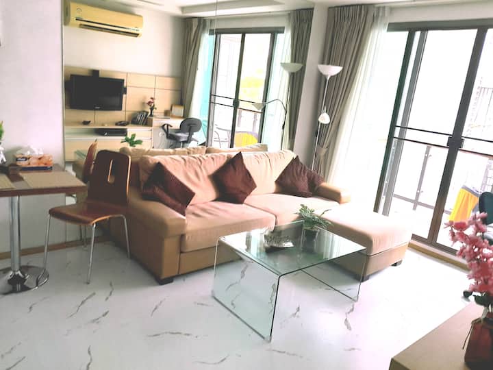Urban Buakhao15 - Deluxe 52sqm 1br Floor4 Poolview - Pattaja