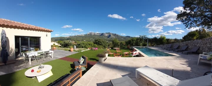 Villa Panoramique Avec Piscine - Gémenos