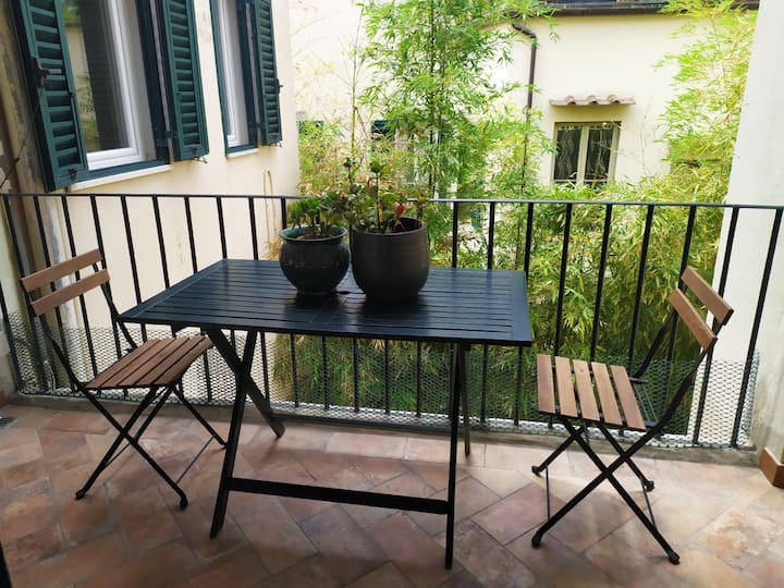 The Bamboo Terrace House - Florenz