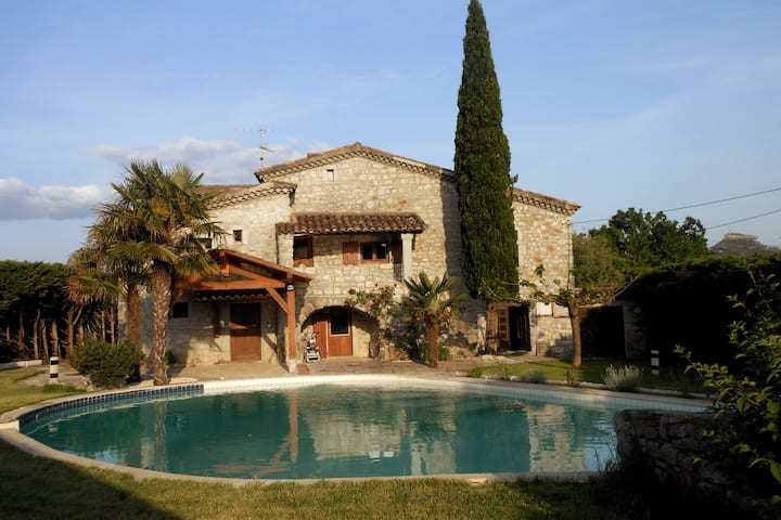 Magnifique Mas Avec Piscine En Ardèche Du Sud - Balazuc