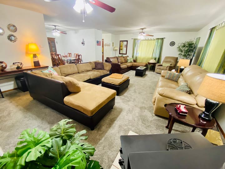 Family Friendly 3bd House W/king Bed, Bbq, Jet Tub - Auburn, CA