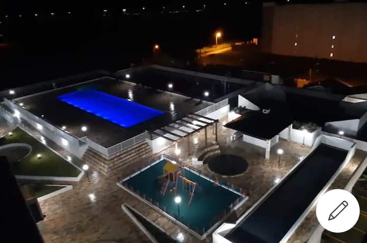 Apartamento Na Praia Do Mar Grosso Em Laguna Sc - Laguna