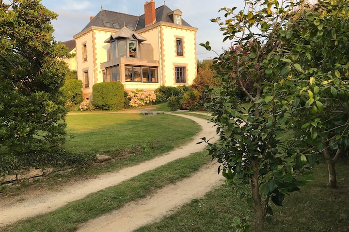 Villa Historique Sur La Plage Des Sables Blancs - Concarneau