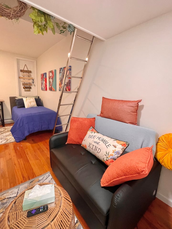 Tiny Studio Near Liberty Bell Philly - Philadelphia