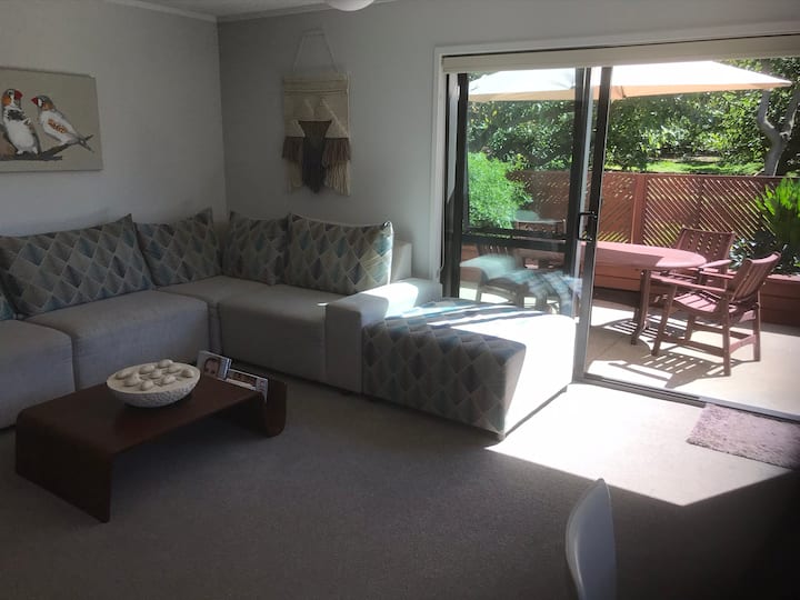 Peaceful Orchard Retreat - Tauranga