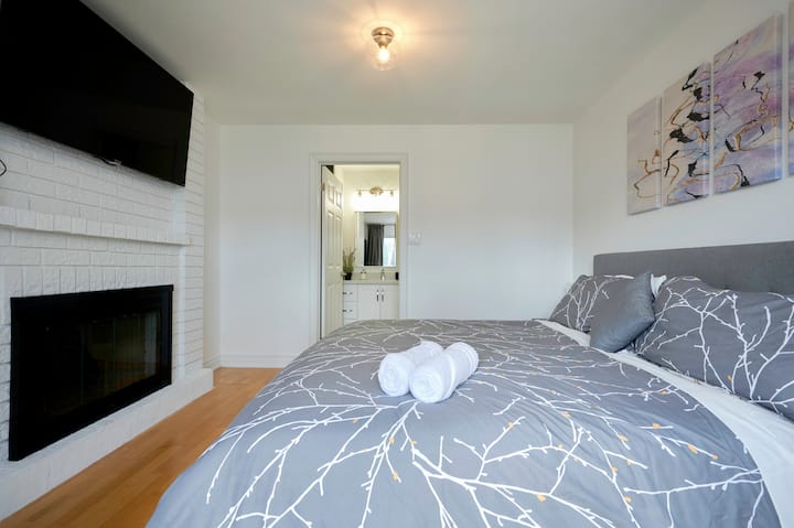 2 King Beds On Beautiful Main Floor Of Family Home - 萬錦