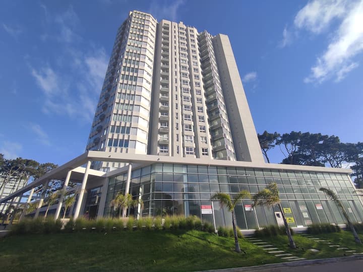 Apto Roosvelt Y Servicios Ocean Drive Country - Punta del Este