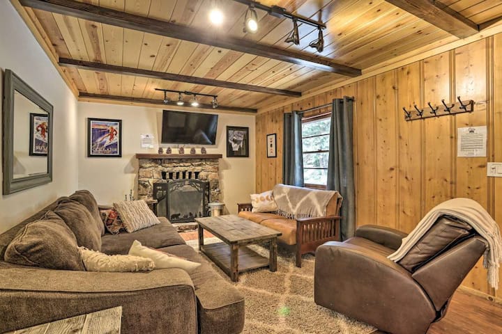 Plymouth Lodge - Near Slopes With Hot Tub - Big Bear Lake, CA
