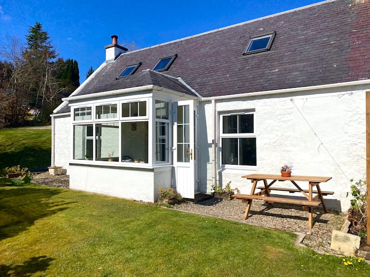 Wee Silverburn Cottage - アラン島