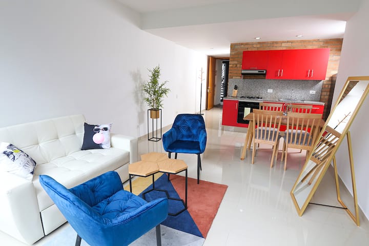 Design & Location! Experience Chic And Cozy Apt. - Cali