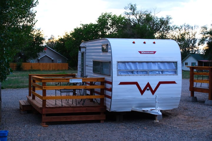 Little Darlin' Retro Trailer - Montrose, CO