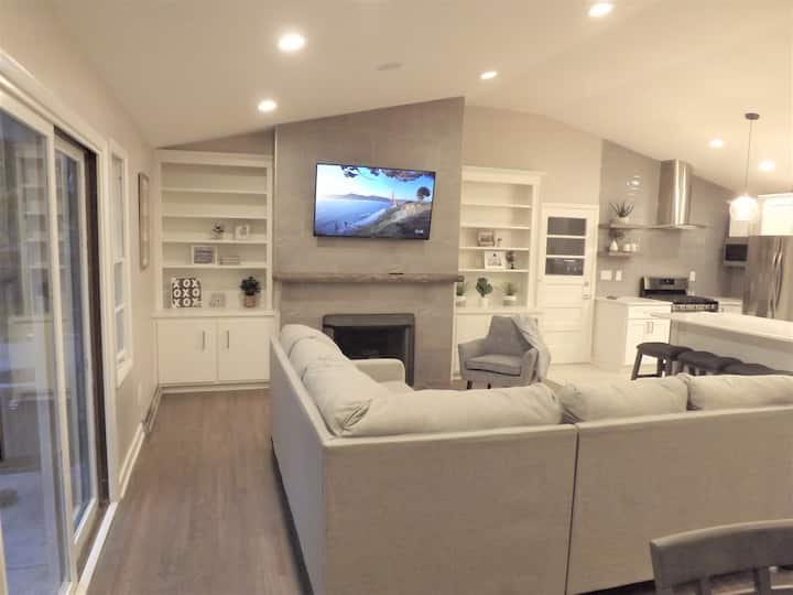 Completely Renovated, Super Location - Zero Entry - Omaha, NE